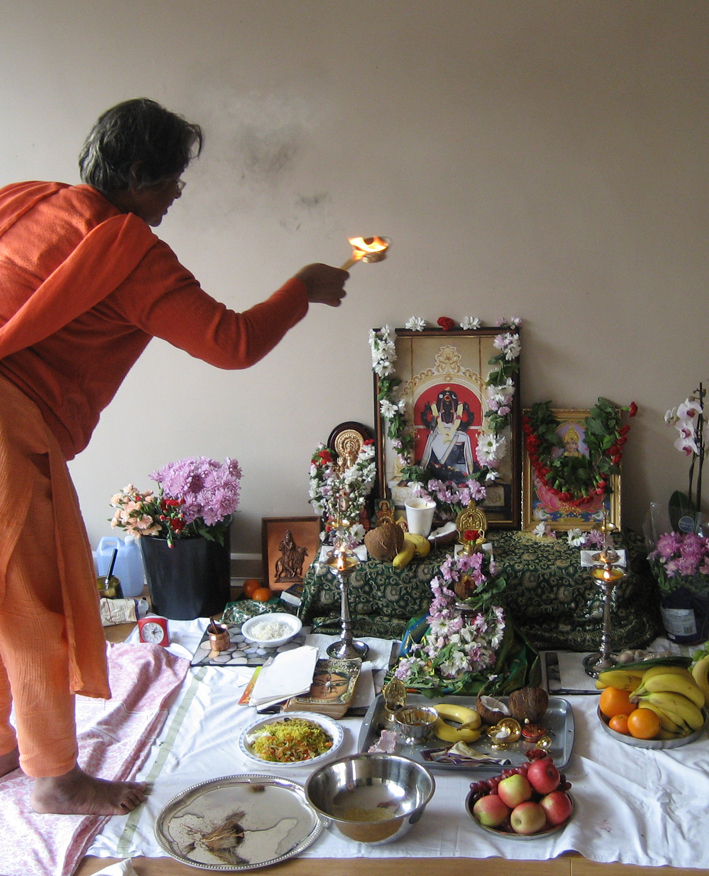 Īśvara (The Lord), prayer and worship 2/2 | Advaita Vision